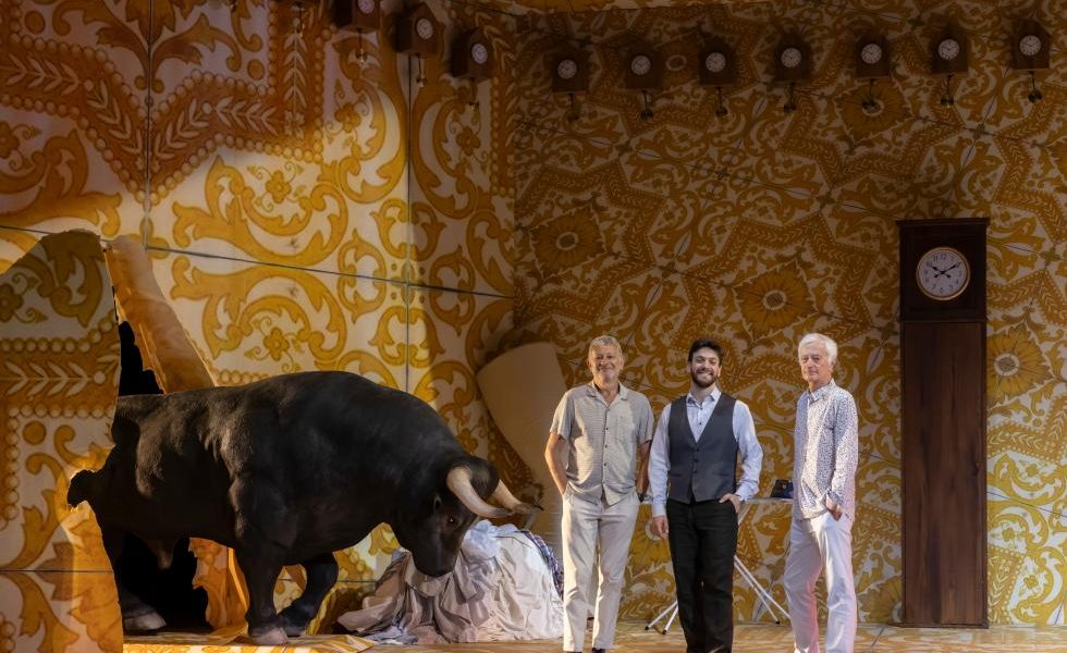 Les Arts estrena una doble producción de ópera cómica con ‘Gianni ...